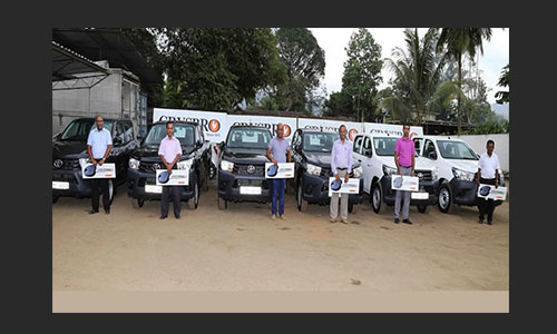 CRYSBRO PROVIDED BRAND NEW TOYOTA HILUX DOUBLE CABS TO SIX OF THEIR ...